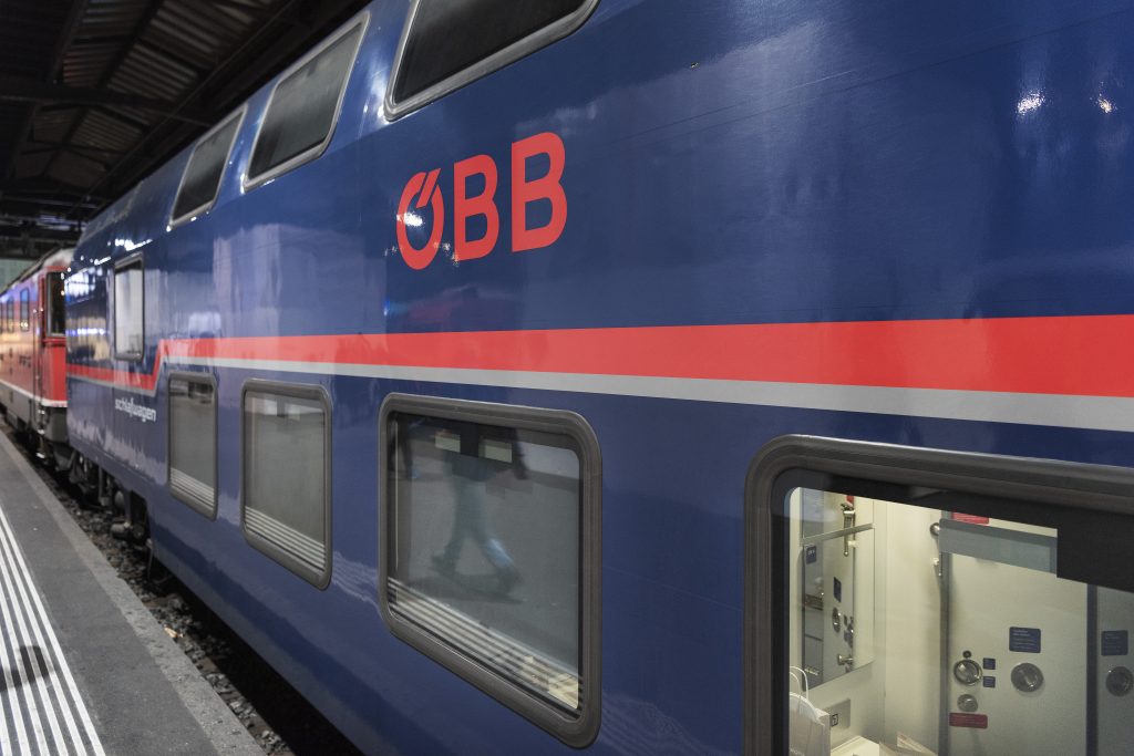 «Sieg Heil»: Hitler-Rede in Schnellzug in Österreich abgespielt ...